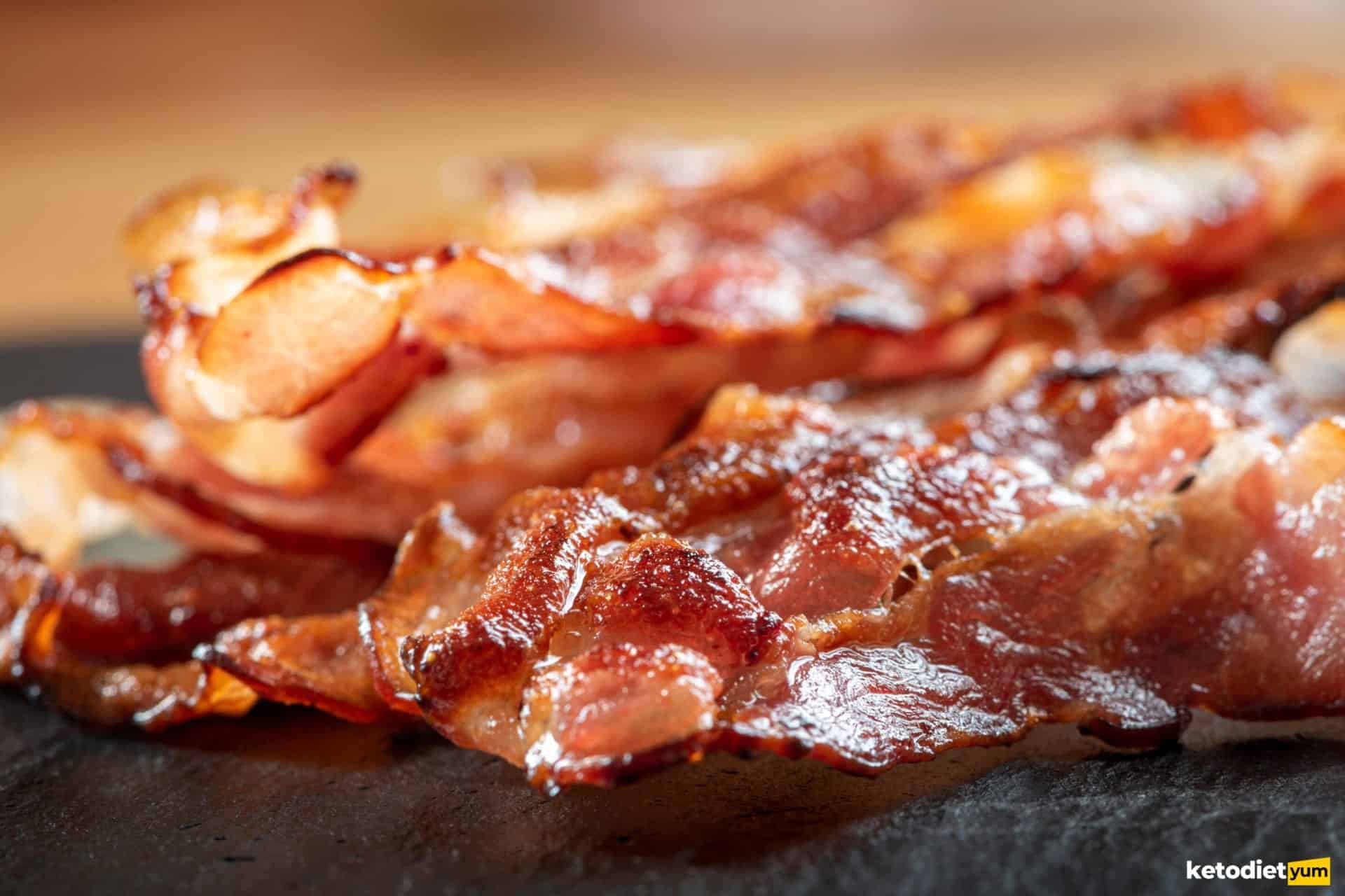 14 Easy Keto Snacks When You're On-The-Go - Keto Diet Yum