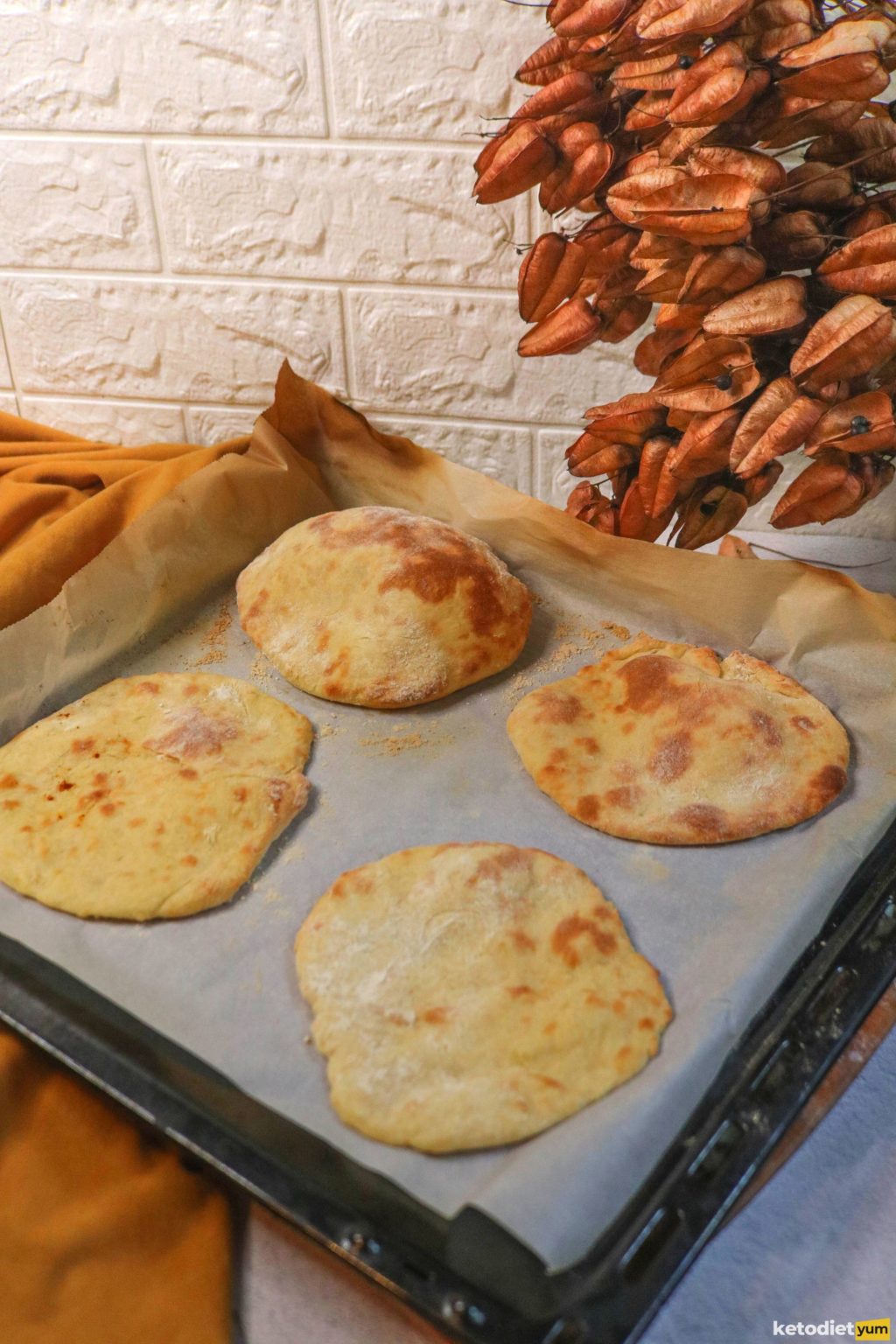 Best Keto Fathead Dough Recipe (Fathead Pizza Dough) - Keto Diet Yum