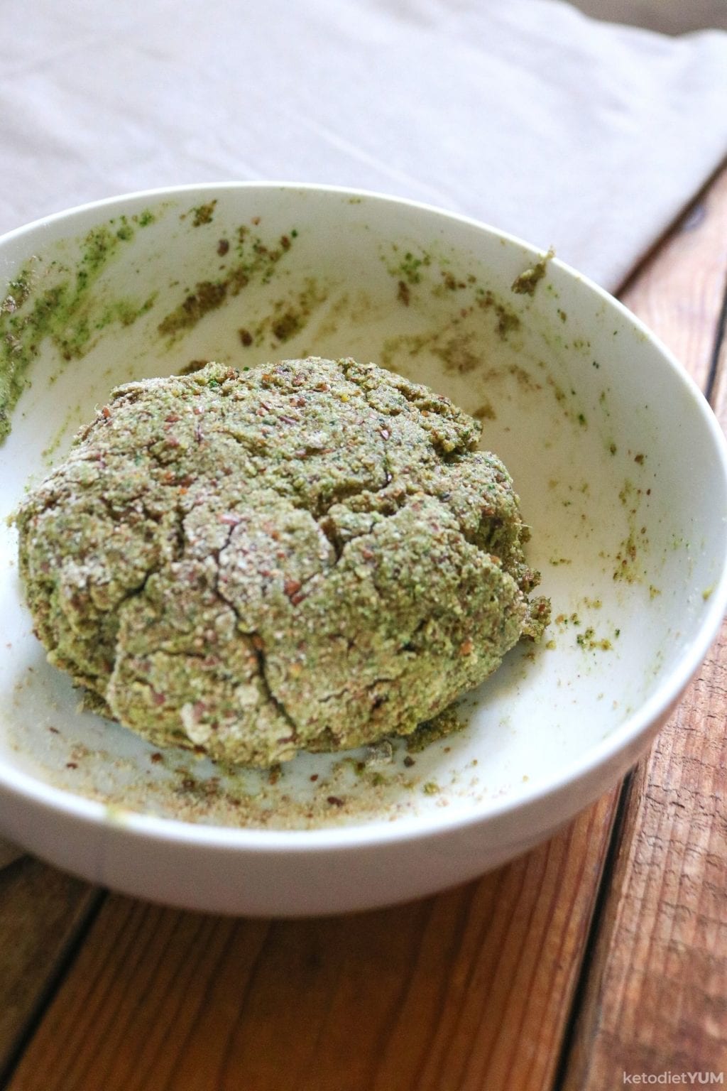 Crispy Parmesan Spinach Crackers - Keto Diet Yum