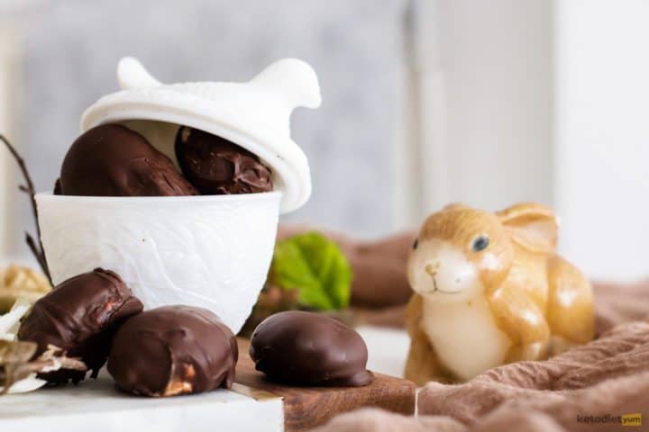 Chocolate Peanut Butter Keto Easter Eggs (3 Ingredients!)