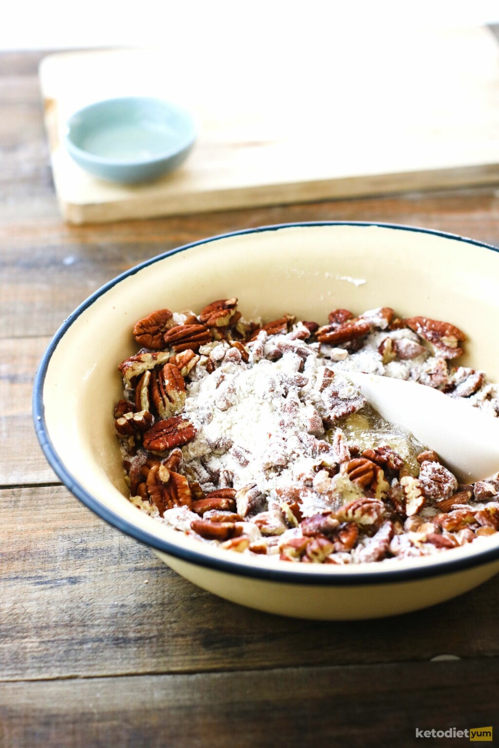 Keto Coconut Clusters With Almonds & Pecans - Keto Diet Yum