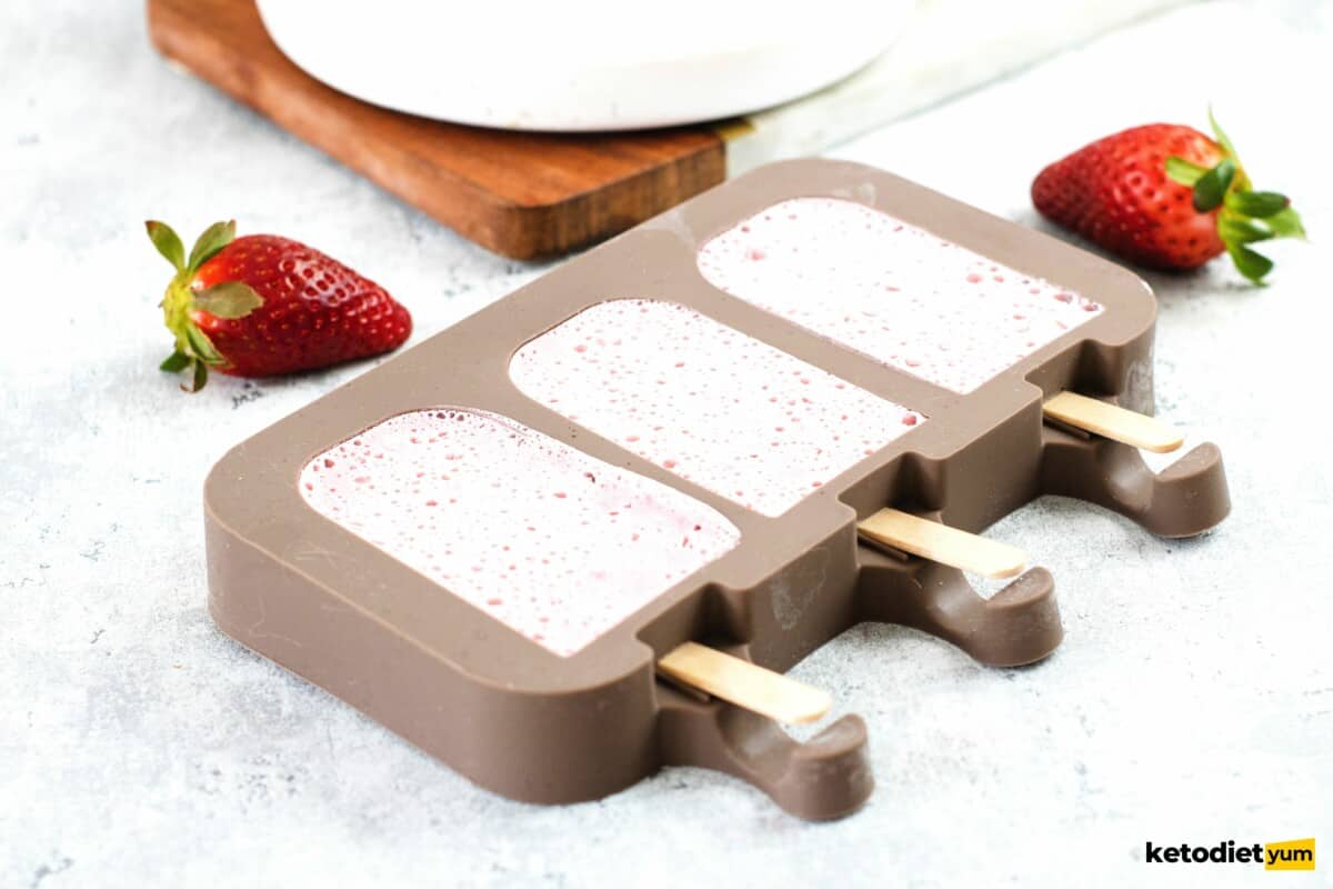 Sugar Free Keto Popsicles (6 Ingredients) Sugar Free Keto Popsicles (6 Ingredients)