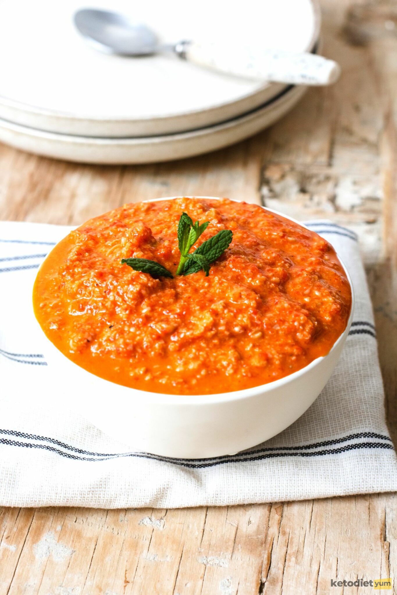 Homemade Roasted Red Pepper Pesto (5 Minutes)