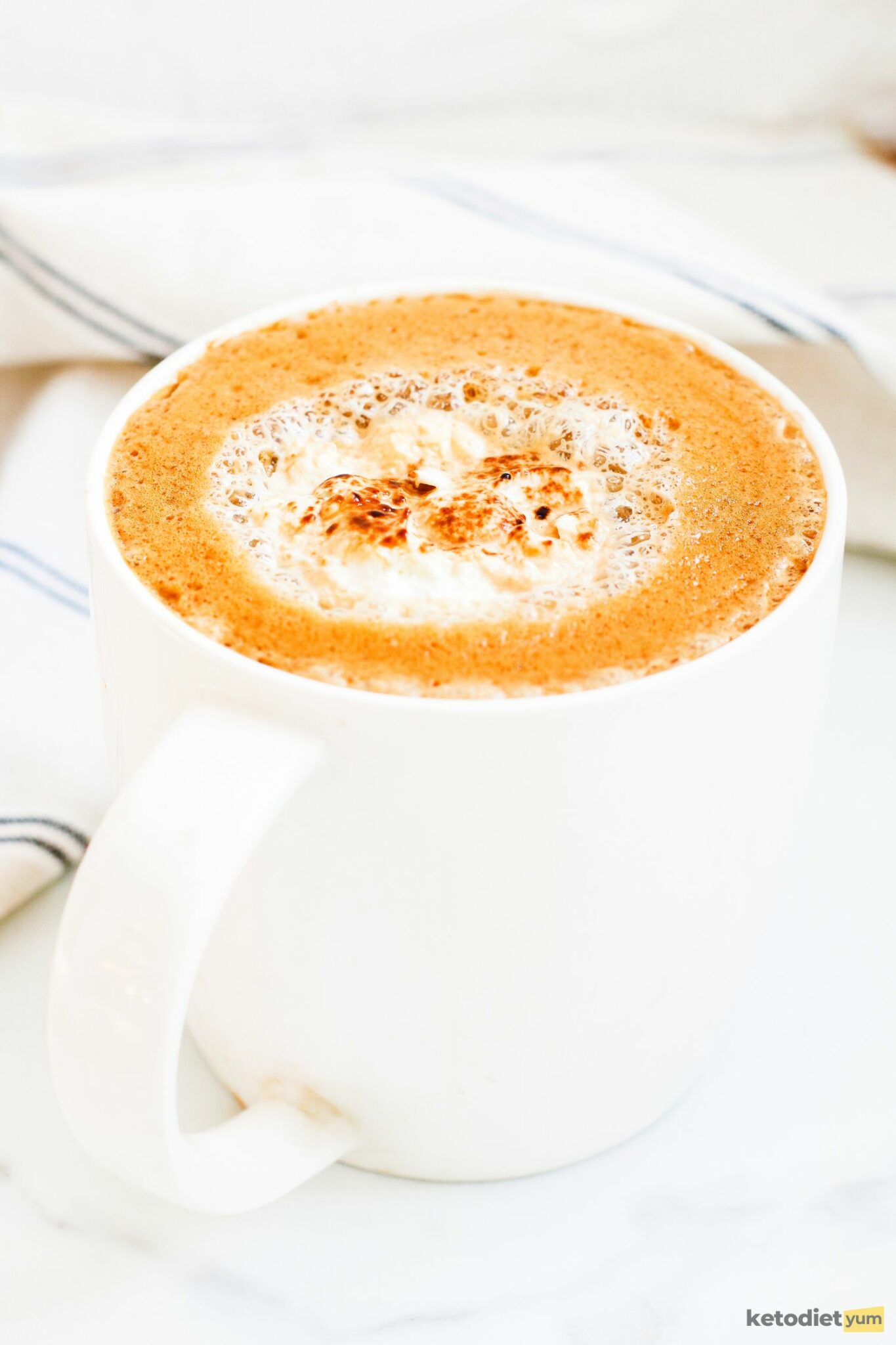 Keto Bulletproof Coffee (5 Minutes + 5 Ingredients)